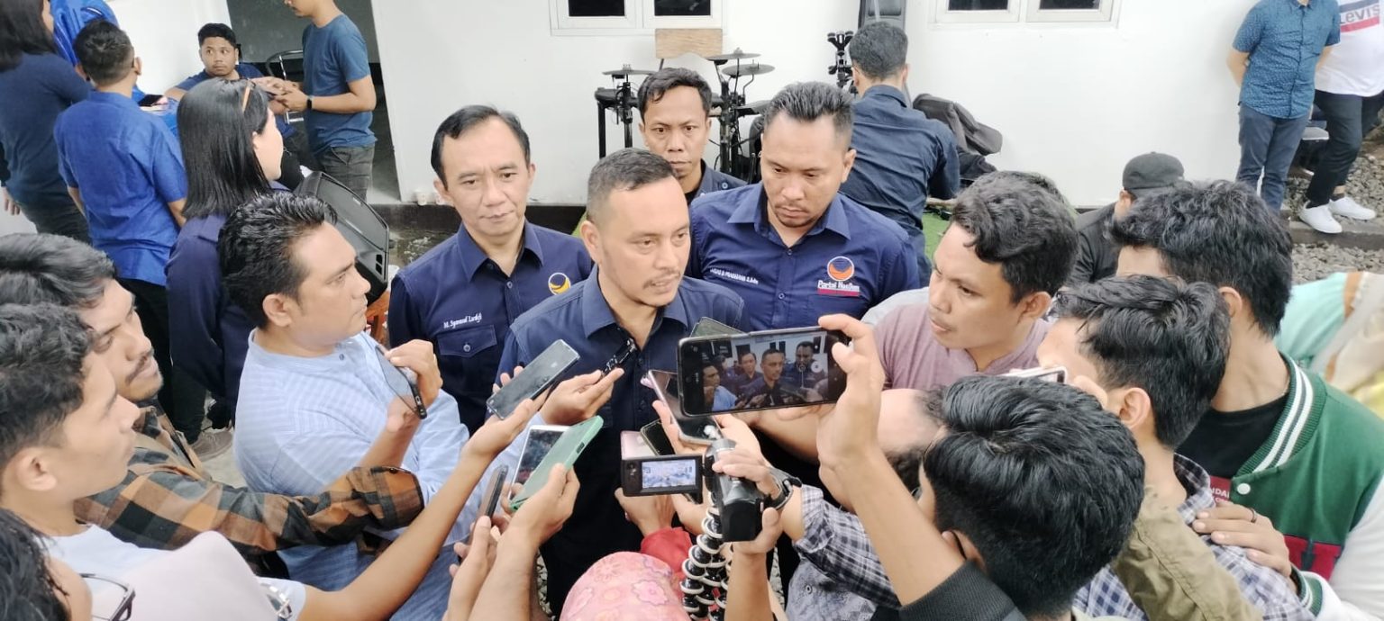 Ketua DPW NasDem NTB Mundur Tak Pengaruhi Pilihan Capres - WillyAditya.com Ketua DPW NasDem NTB Mundur Tak Pengaruhi Pilihan Capres - WillyAditya.com